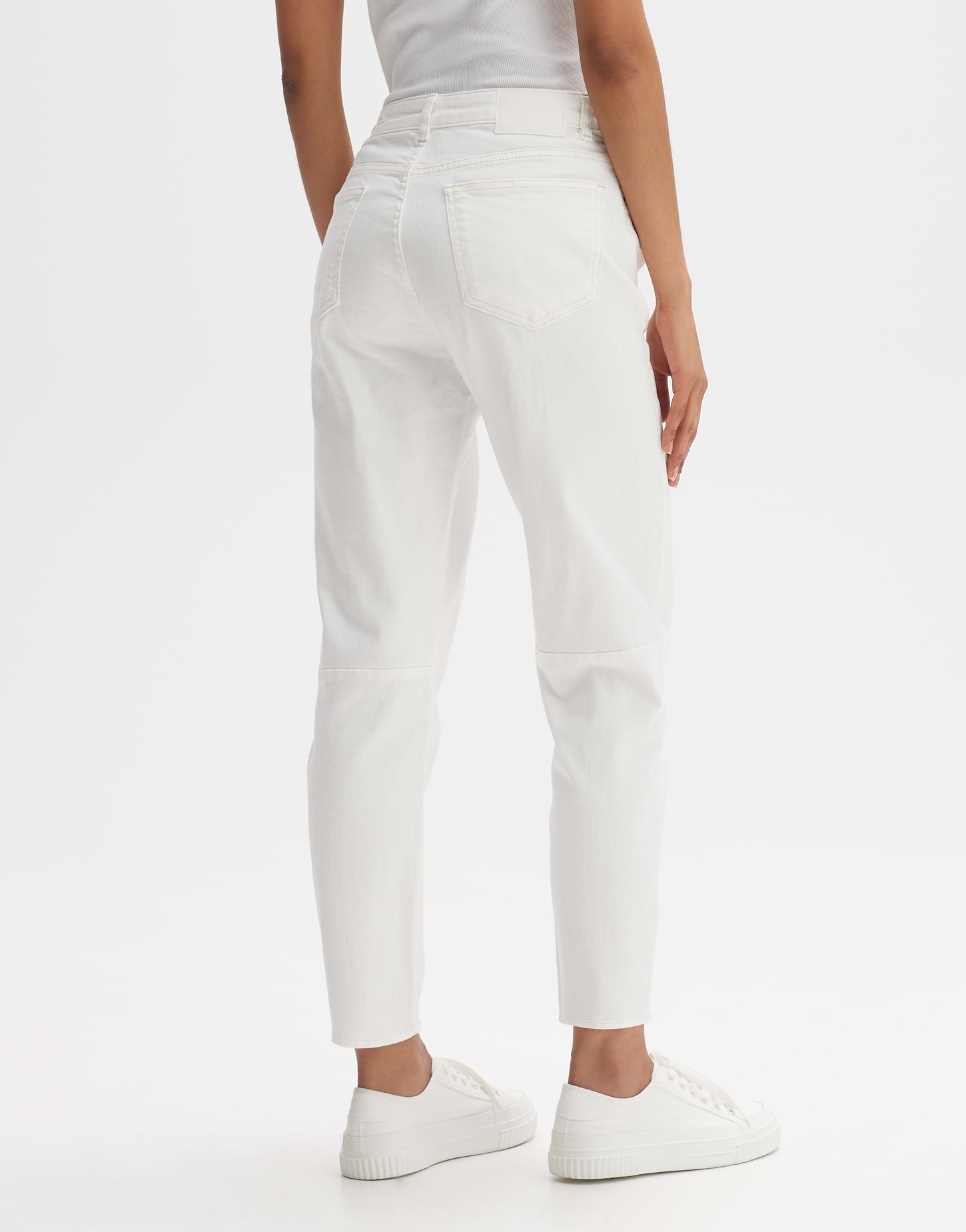 commander Jeans Carrot Liandra undyed blanc en ligne | OPUS Boutique en ...