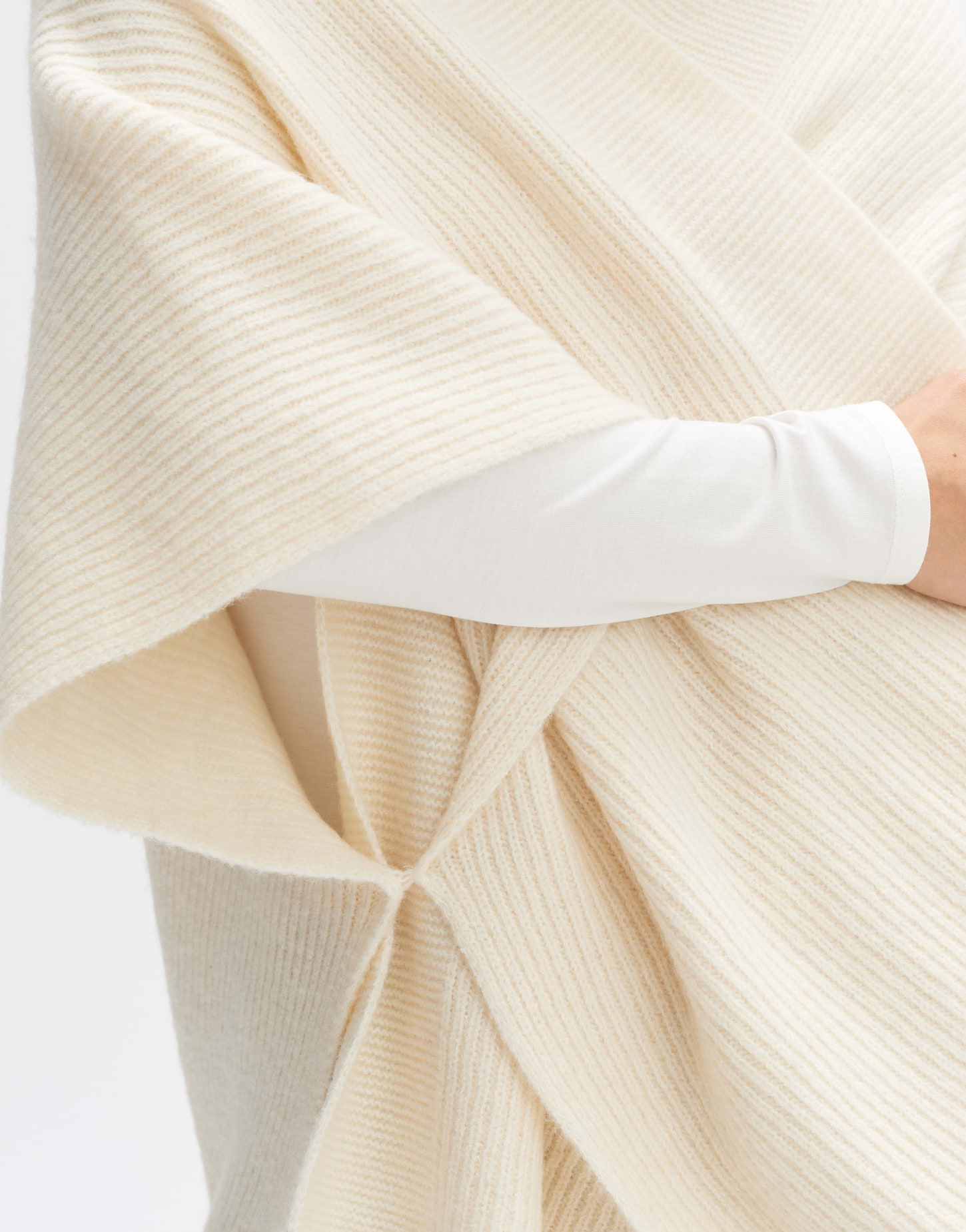 Poncho/Cape Ablanki cape beige online bestellen | OPUS Online Shop