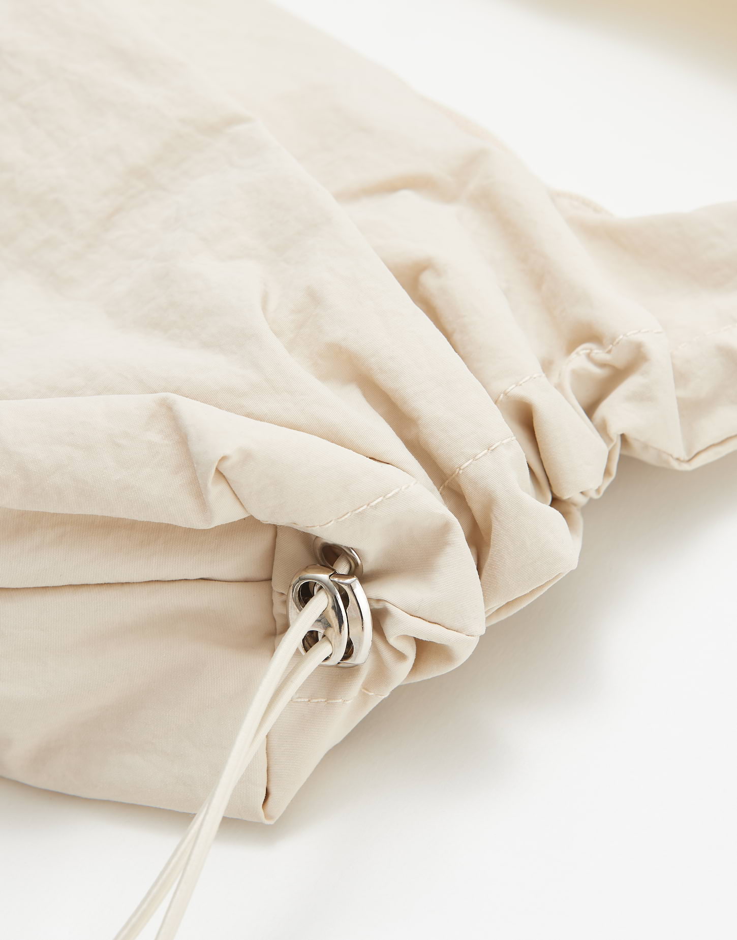 Tasche Atuli bag beige online bestellen | OPUS Online Shop