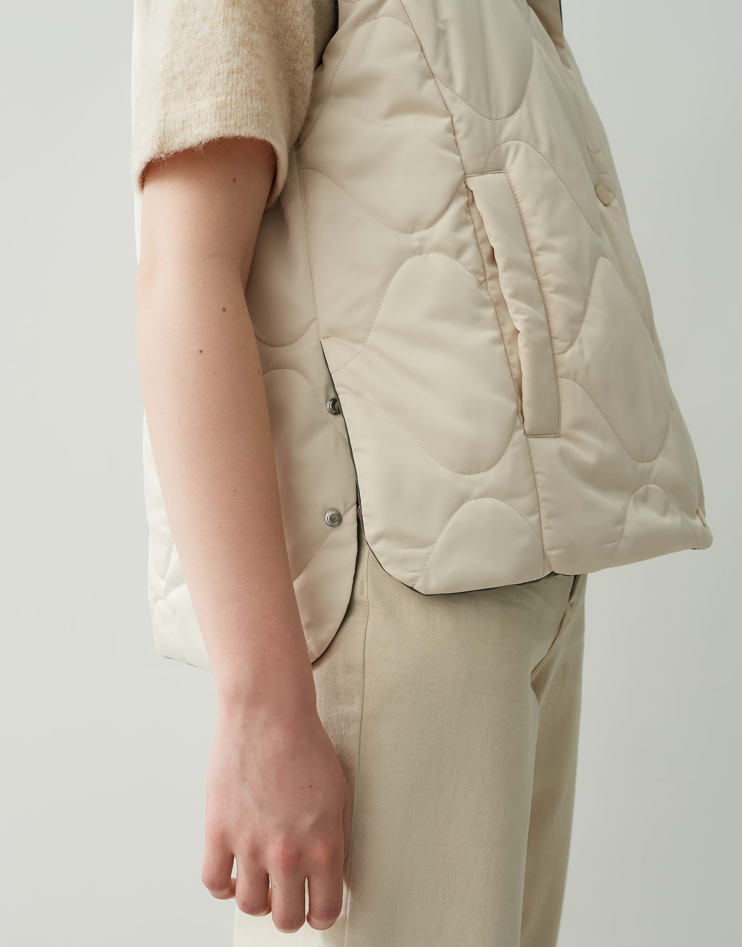 Weste Wusi beige online bestellen | OPUS Online Shop