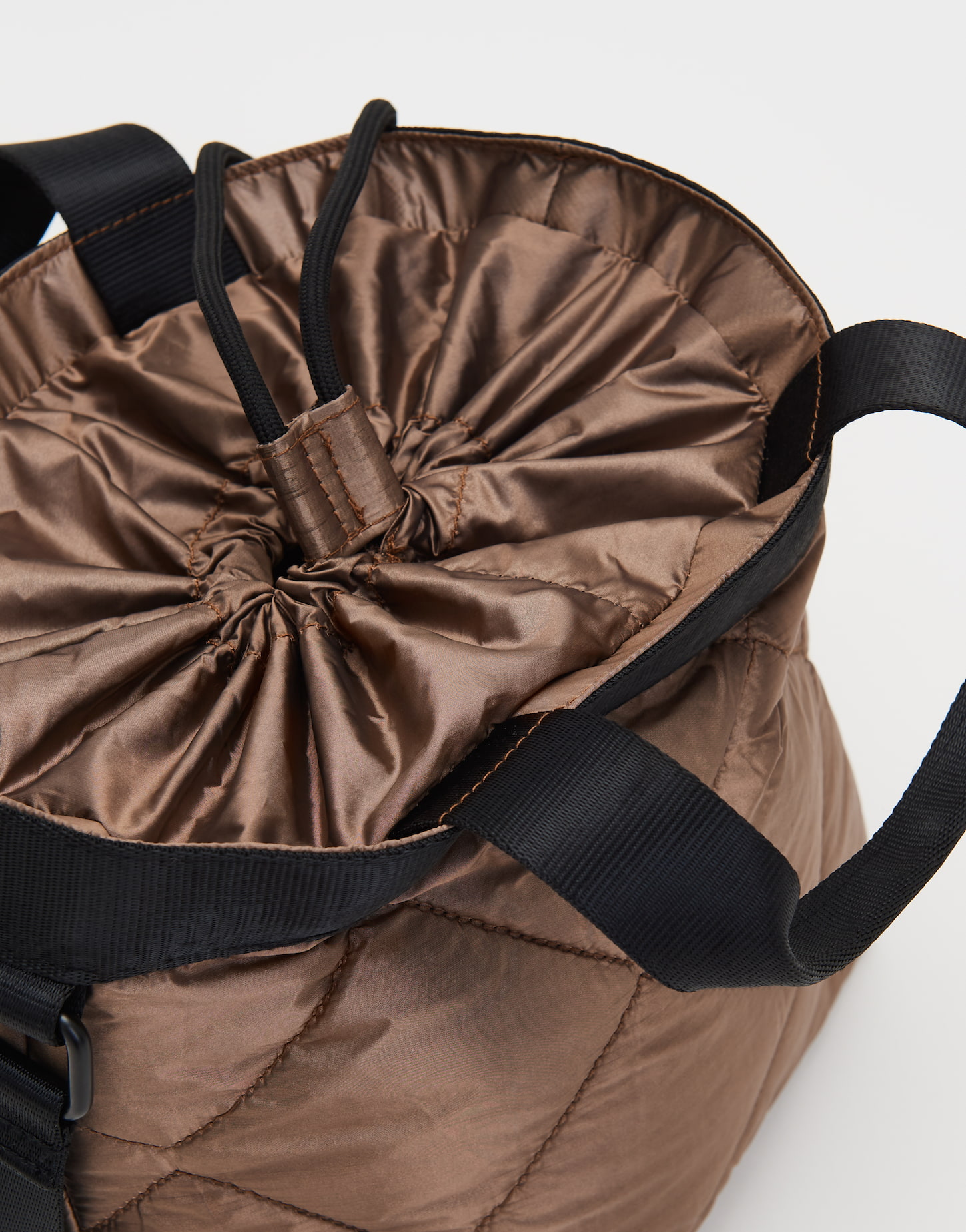 Tasche Agusi bag braun online bestellen | OPUS Online Shop