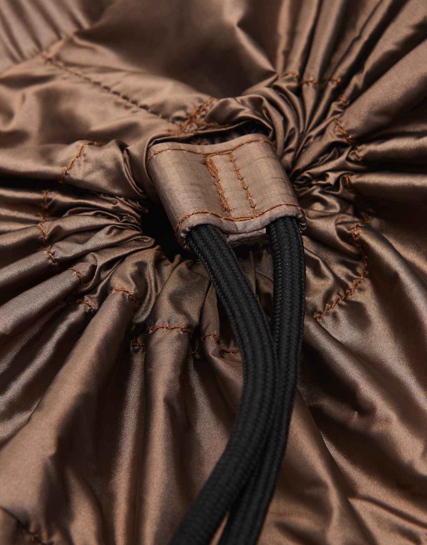 Tasche Agusi bag braun online bestellen | OPUS Online Shop