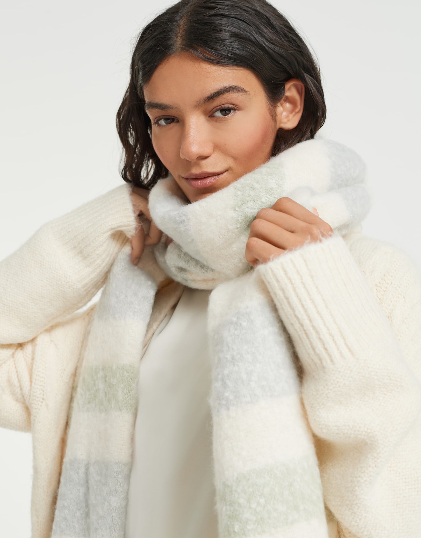 Streifenschal Acneta scarf grün online bestellen | OPUS Online Shop