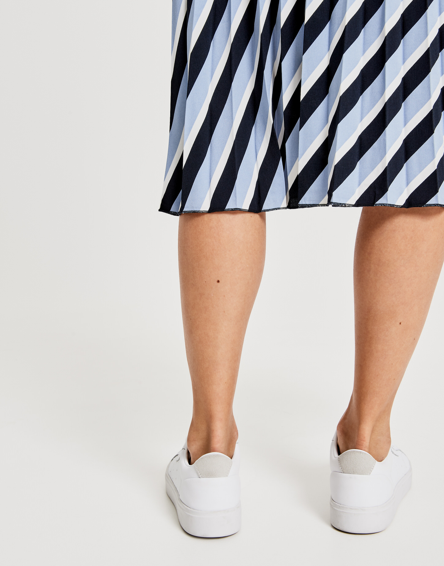 Rock Rudy blau online bestellen | OPUS Online Shop