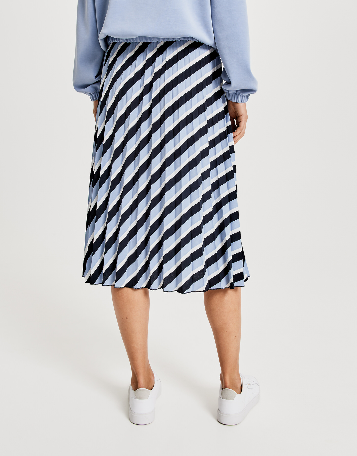 Rock Rudy blau online bestellen | OPUS Online Shop