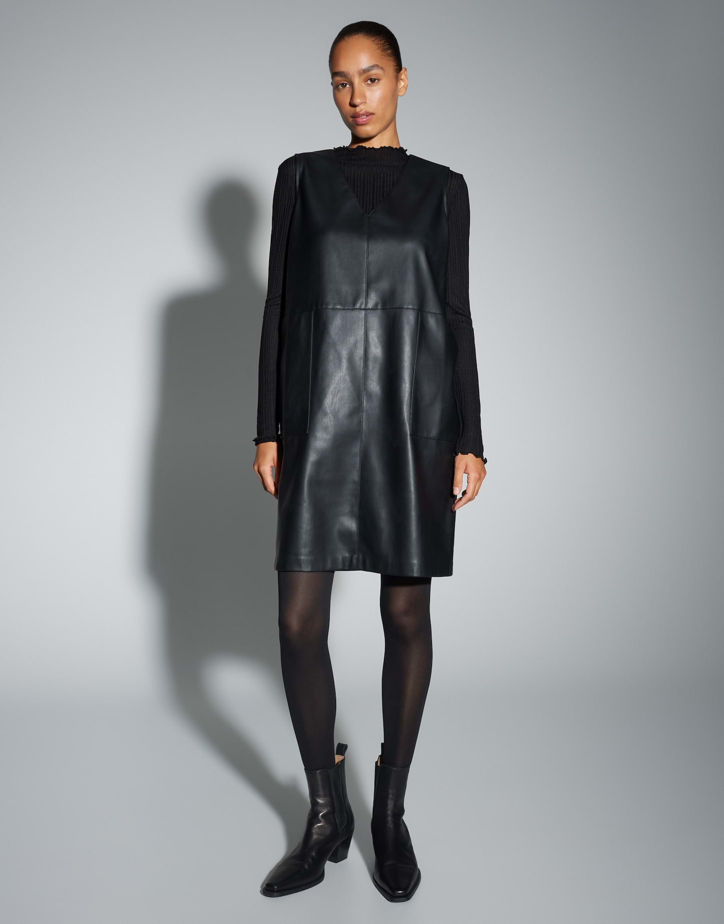 Minikleid Wancy schwarz online bestellen | OPUS Online Shop