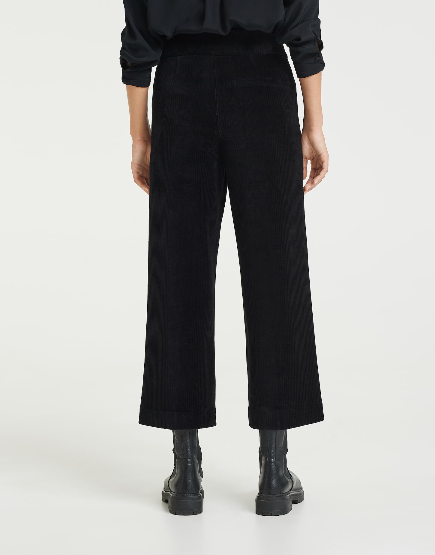 Culotte Misha corduroy schwarz online bestellen | OPUS Online Shop